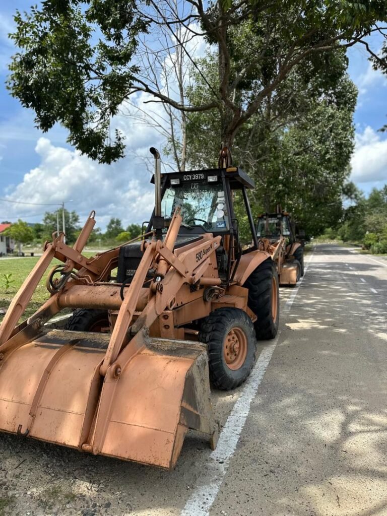 Backhoe Rental Terengganu - Star Macs Smart Rental